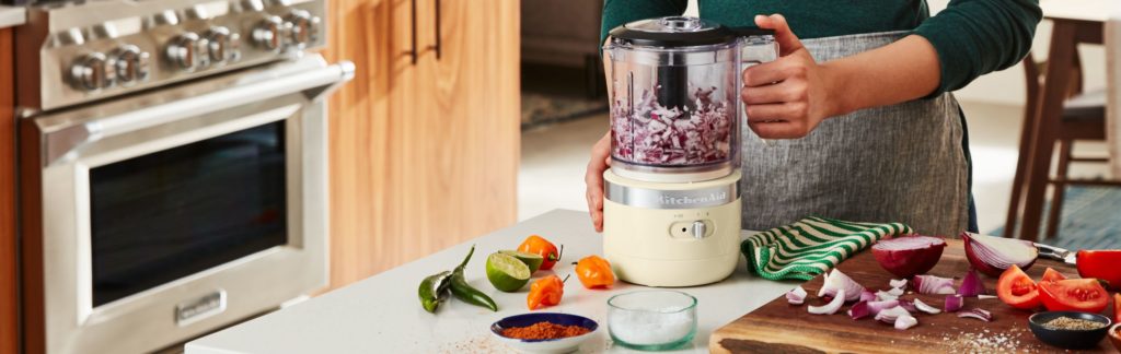 How To Chop Fruits and Vegetables With A Food Processor - Jody's Bakery
