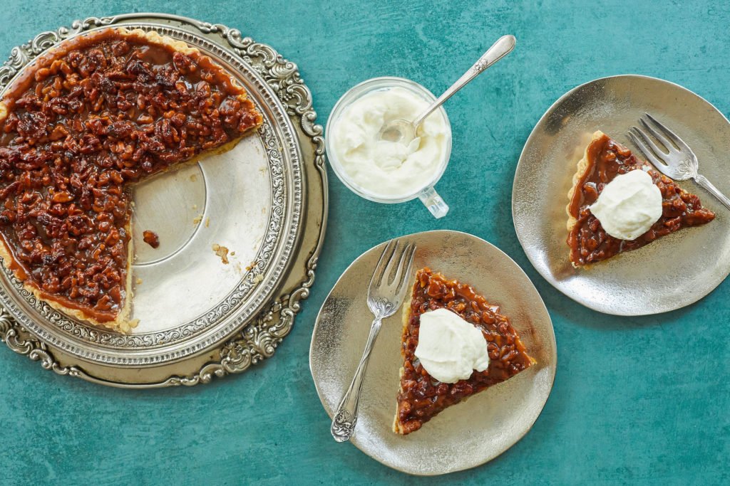 Walnut caramel pie recipe - Jody's Bakery
